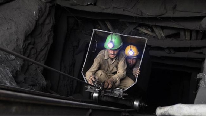 Mach: Miner died due to toxic gas filling in the coal mine | The ...
